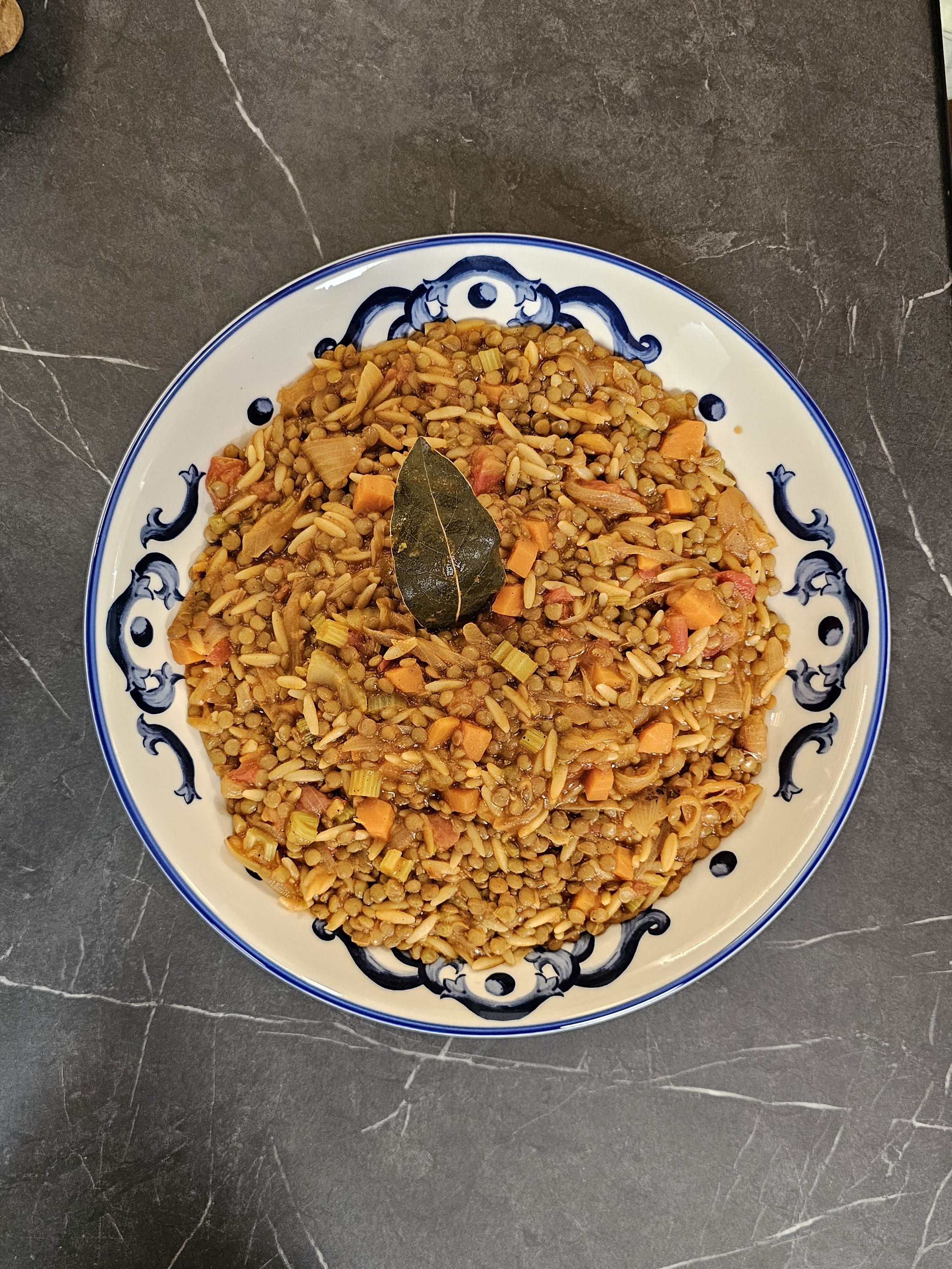 Lentils with Small Pasta Shells (Kritharaki) - Recipe
